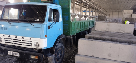 Kamaz .srochni sotiladi1988