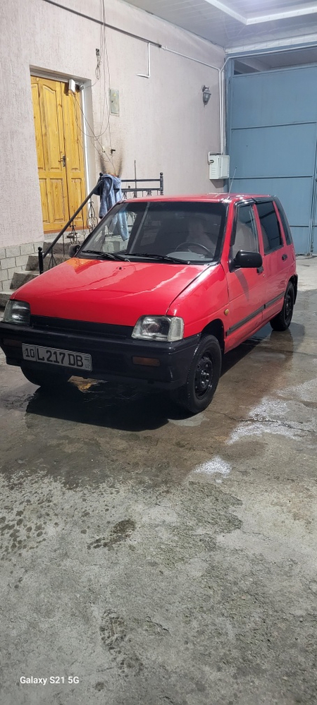 Tico daewoo sotiladi xolati yaxshi  yurib turgan moshina uzimizniki.