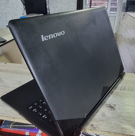Lenovo dlya office.