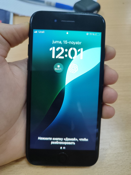 Iphone Se 2020 sotiladi