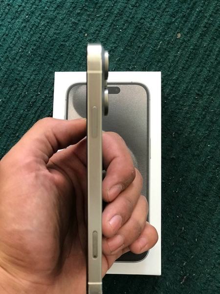 Iphone Xr  15 pro korpusda