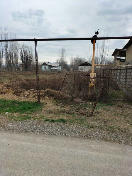 Участка сотилади 16 соток