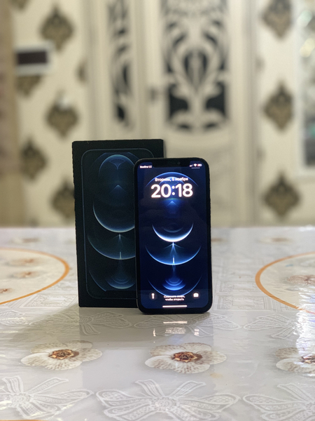 Iphone 12 pro blue