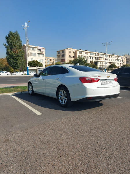 Malibu 2 1.5 turbo faqat naxtga sotiladi!