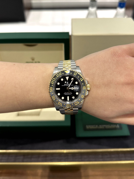NEW Rolex GMT Master II 40mm Steel and Yellow Gold