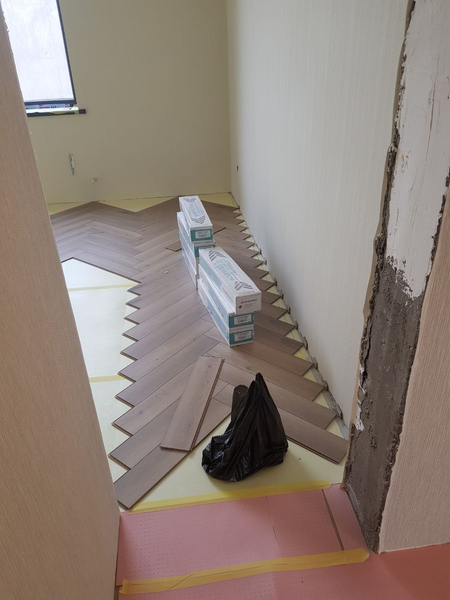 Laminat tarket  xizmatlari