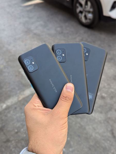 Asus zenfone 8 (8/128 компактный флагман камерафон)