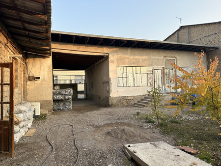Yangi Xayot Chartoq maxalada yer narxida Uchaska