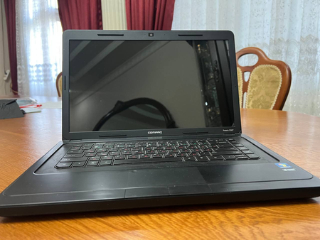 Срочно продаётся ноутбук Compaq!!!