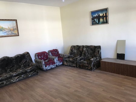 Uy sotiladi (maklerlarsiz)