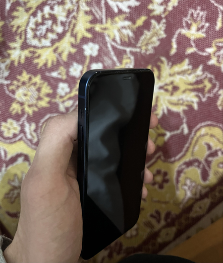 Продается Iphone 12