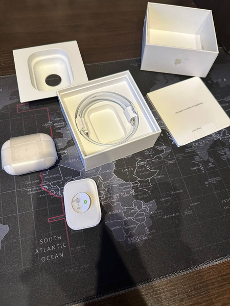 AirPods Apple 2 оригинал практические новые