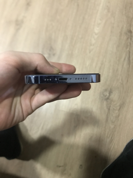 Iphone 13 pro ideal sostayaniyada