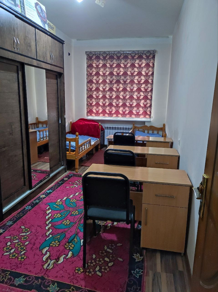 Сергели 6-А продаётся квартира 68кв. 2 комнатная,переделанный на 3 ком