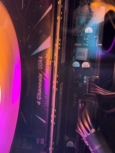 Новая Zotac GTX 1650 4gb DDR6 Обмен с доплатой 1660, 2060, 3050, 3060