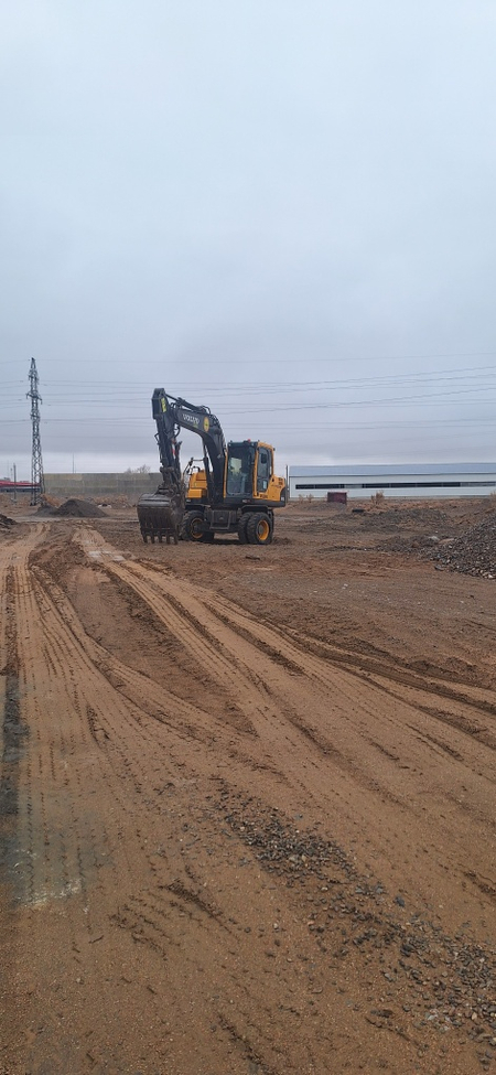 Volvo EW145B   2015-yil ishlab chiqarilgan