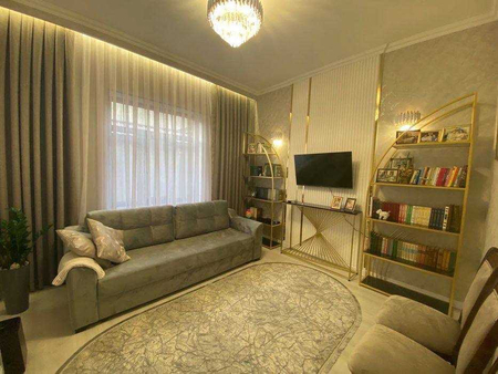 Срочно продается котедж без ремонта В мирзо улугбекском районе