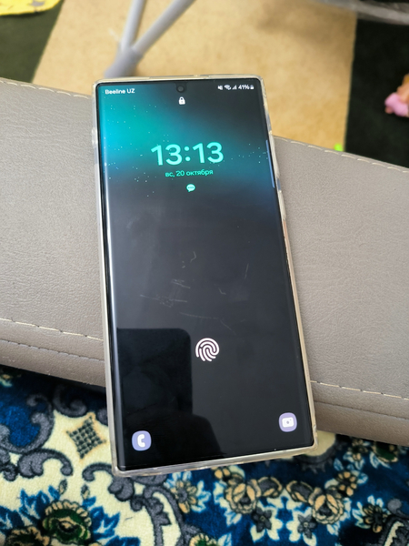 Продаю Samsung galaxy S22 ultra 12/256