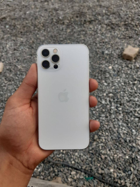 iphone  12 Pro..