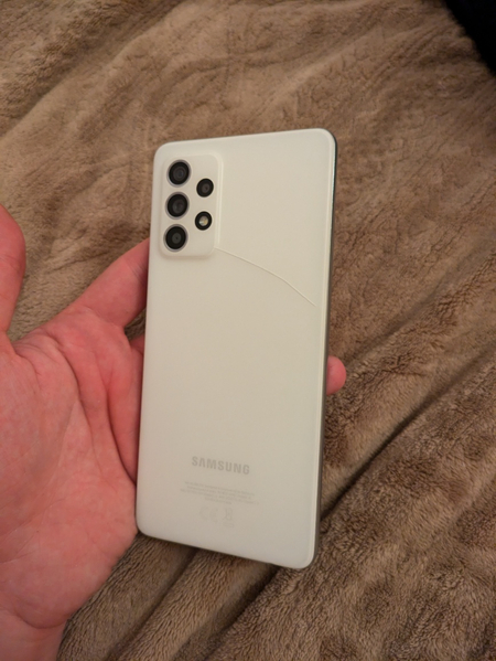 Срочно продам Samsung a52s 8/128