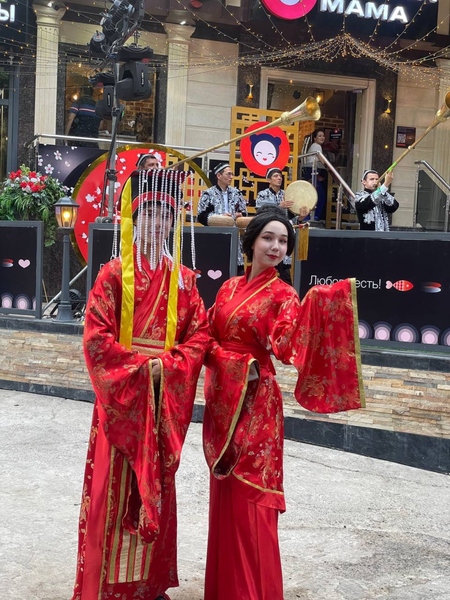 Professional advertising distribution and event coordination