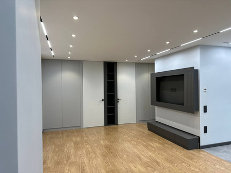 Продается 3х ком. квартира на ул.Шота Руставели, ор-р: маг.Океан, 70м2