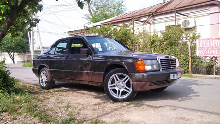 Продается mercedes e190