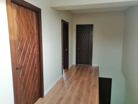 A land plot with high-tech renovatioт is for rent in Yakkas.district