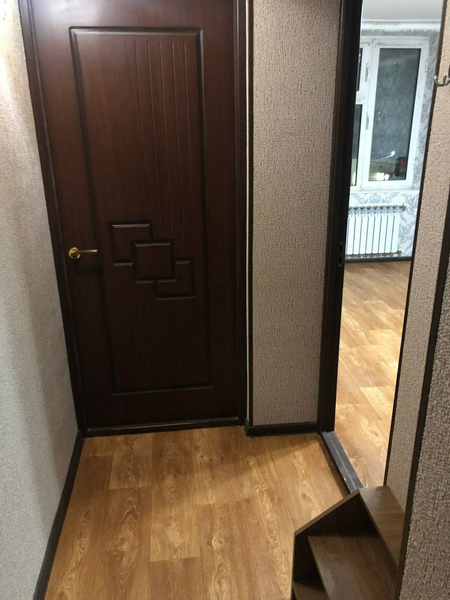 Аренда Новомосковское 1/4/4 все есть захожи живи