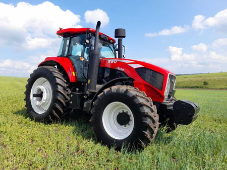 YTO-LX 2404  Bolib to'lashga beriladi 8% dan