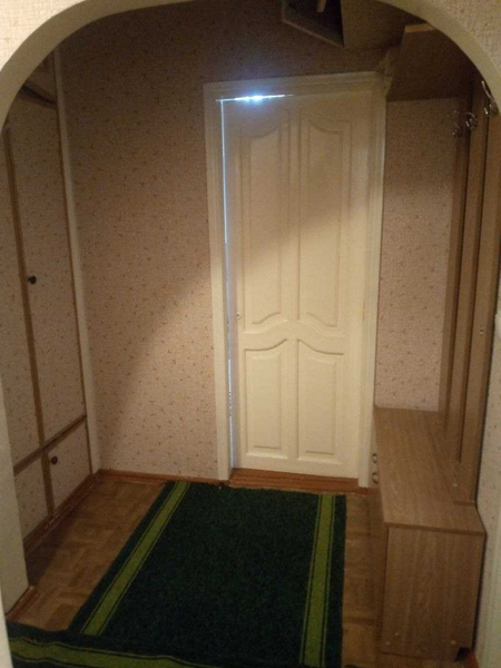 Chilonzor 2, SROCHNA Uy sotiladi 3/3/4 65m2, mebel texnikalari bilan