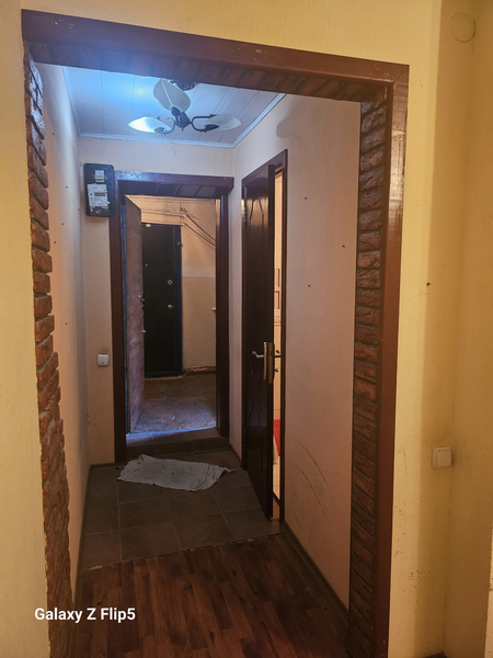 Чиланзар 2 2/1/4 Кирпич 2*4 балкон