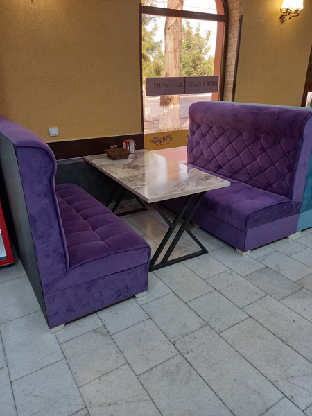Yumshoq òrindiq uy va kafe uchun