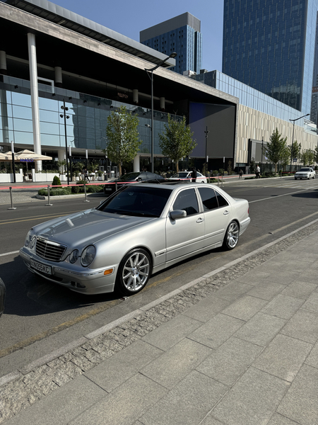 Mersedes benz W210 avangarde . Sotiladi srochna