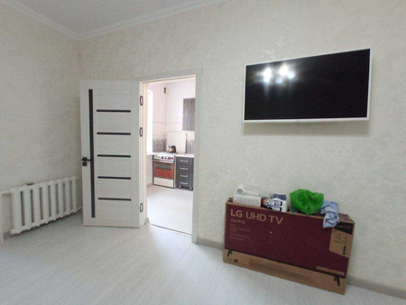 СРОЧНО !! Продается квартира в Яшнабаде 2/1/4 ( 50 кв/м ) Авиасозлар 4
