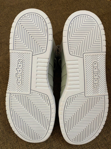 кроссовки adidas