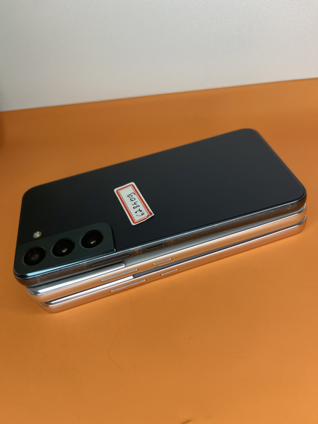 Samsung galaxy s22 5G plus 256gb snapdragon Gen 1 sotuvda