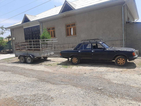 Волга с прицепом