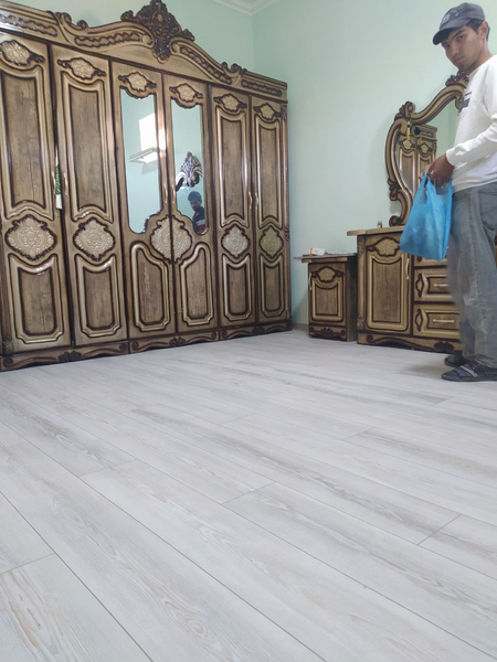 Hovli sotiladi. Barcha qulayliklarga ega