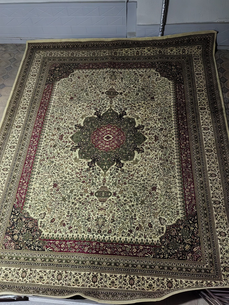 Gilam sotiladi 4×5 metr