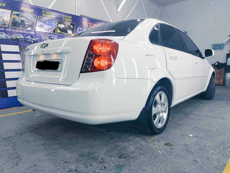 Chevrolet Gentra (Lacetti) 3-pozitsiya avtomat SROCHNO sotiladi !!!