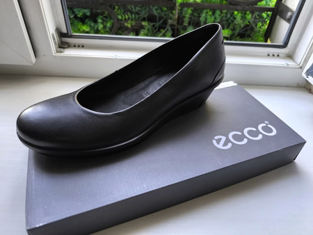 Туфли женские кожаные фирмы ECCO