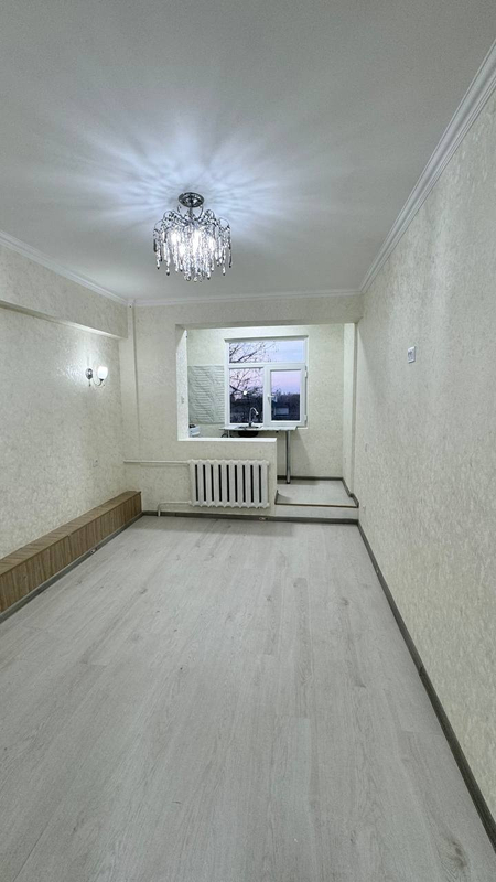 Продаётся квартира 1/4/4 Буз-2(бывщая общежития), Эко базар