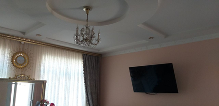 Uy sotiladi Zangiota ziyorotgohida hamma sharoit bor