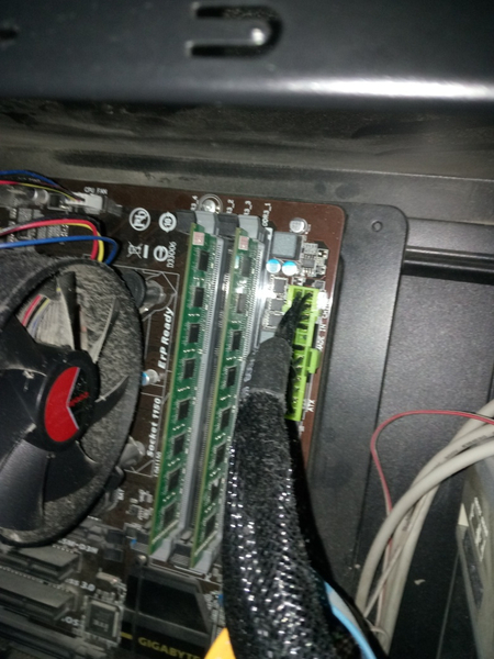 Продаю компьютер i7-4771, 8 ГБ DDR3 1333 МГ, SSD 120gb, ЖК-МОНИТОР