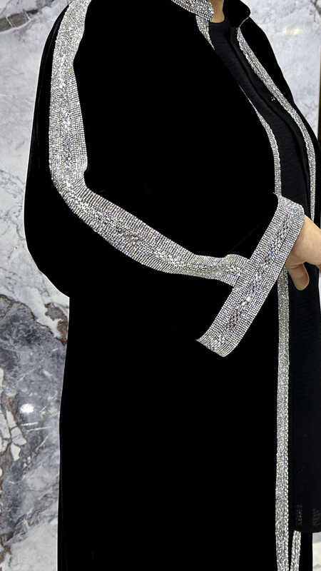 Dubay abayalari. Qora rangli toshli. Premium sifat