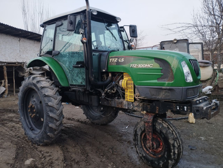 TTz Ls 100HC traktor