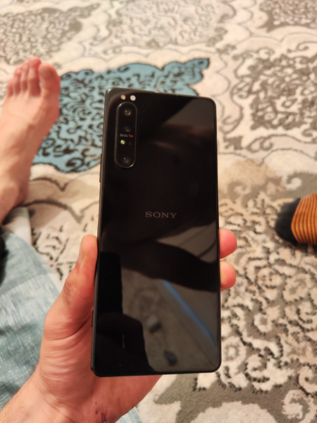 Honor 90 8/256 обмен или продам