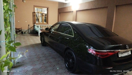 Mercedens-benz w-223