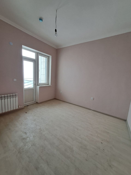 Fargona shaxar xokimyat oldida kvartira sotiladi